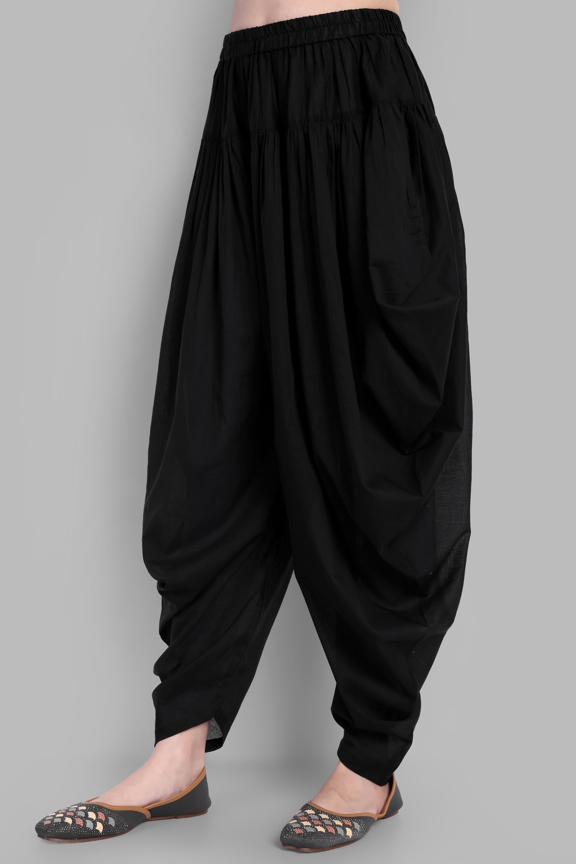 Basic Noodle Strap Black Mul Cotton Top – Mera Rang